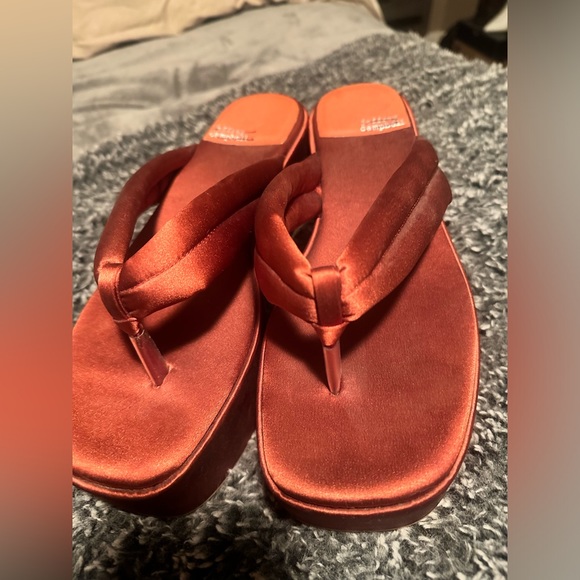 Jeffrey Campbell | Shoes | Jeffery Campbell Finley Satin Platform ...